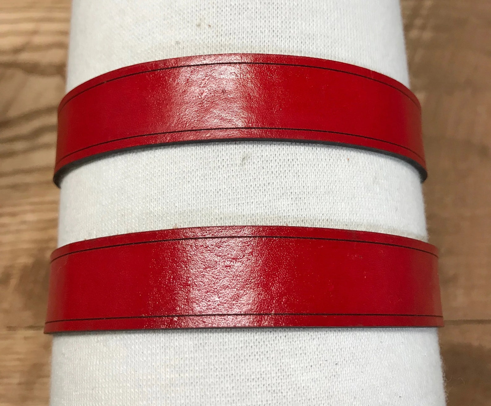 Handmade Plain Leather Arm Garters | Adjustable Sleeve Holder Bands for ...