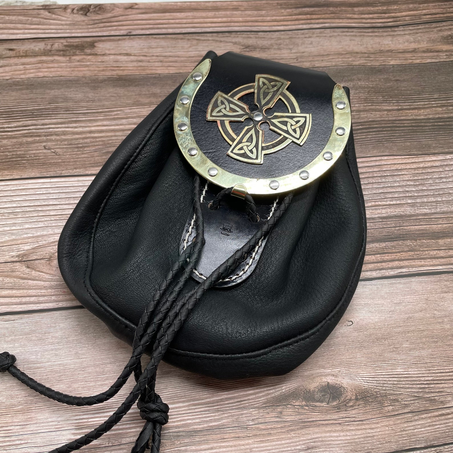 Celtic Cross Leather Sporran | Kilt Pouch | Celtic Pouch | Renaissance ...
