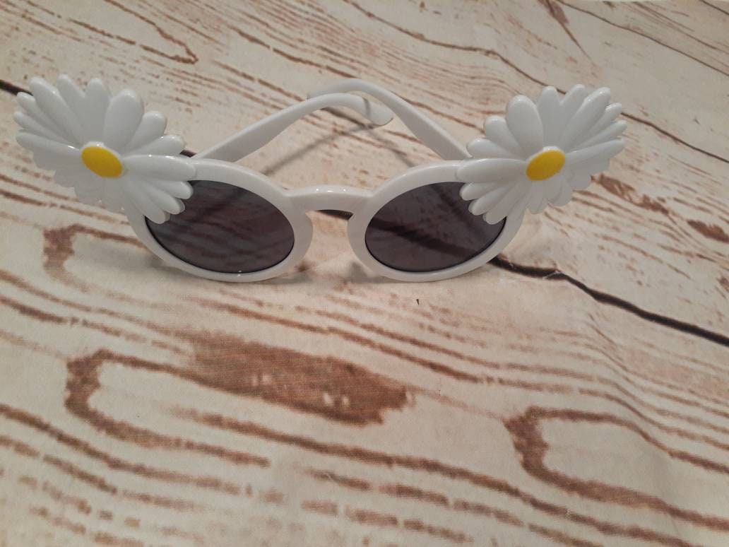 Daisy sunglasses | Etsy