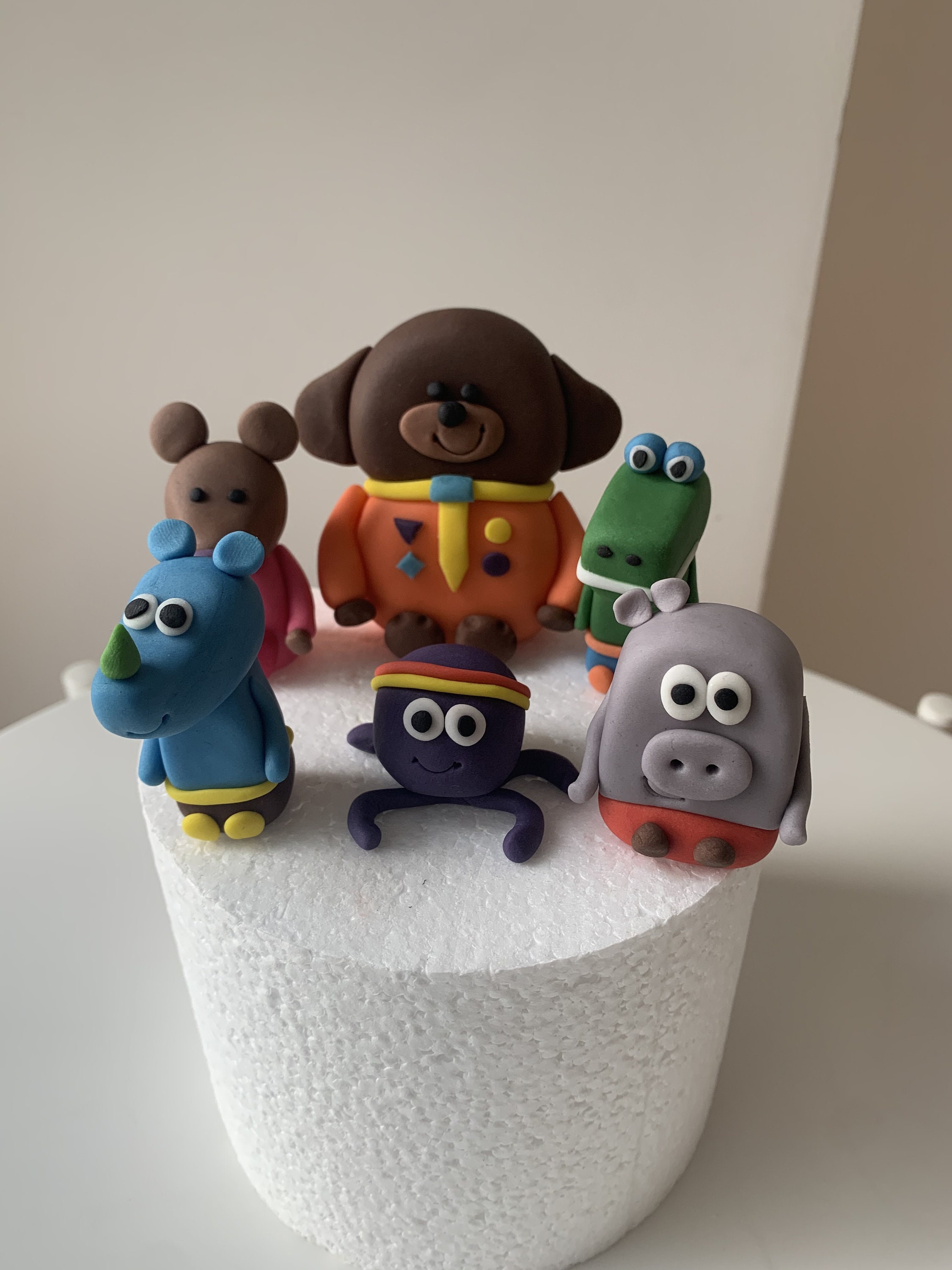 Edible HEY DUGGEE Fondant Cake Topper Cake Decoration - Etsy UK