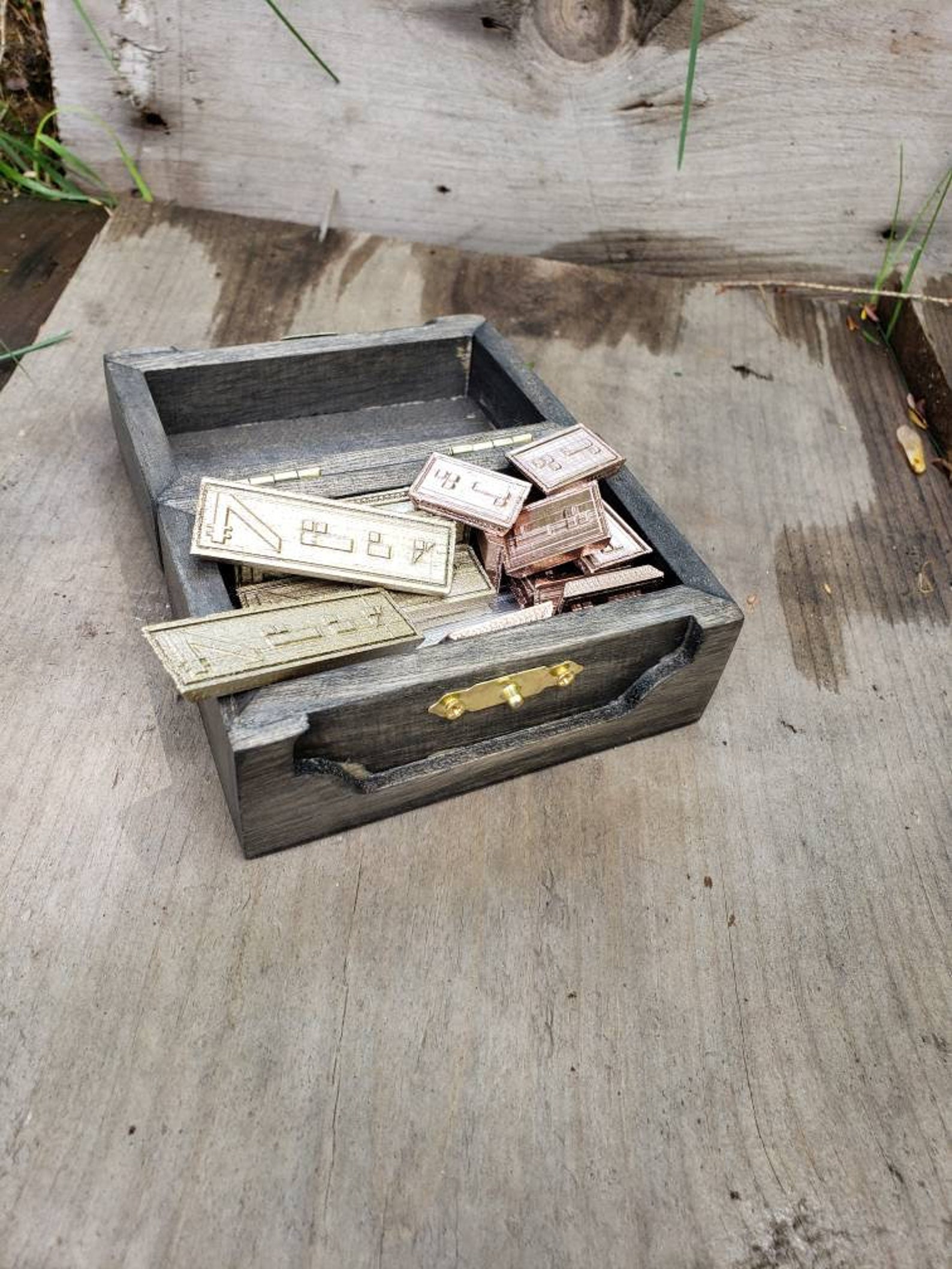 Deluxe Republic Credit Set - Etsy