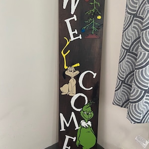 Grinch Welcome Sign - Etsy