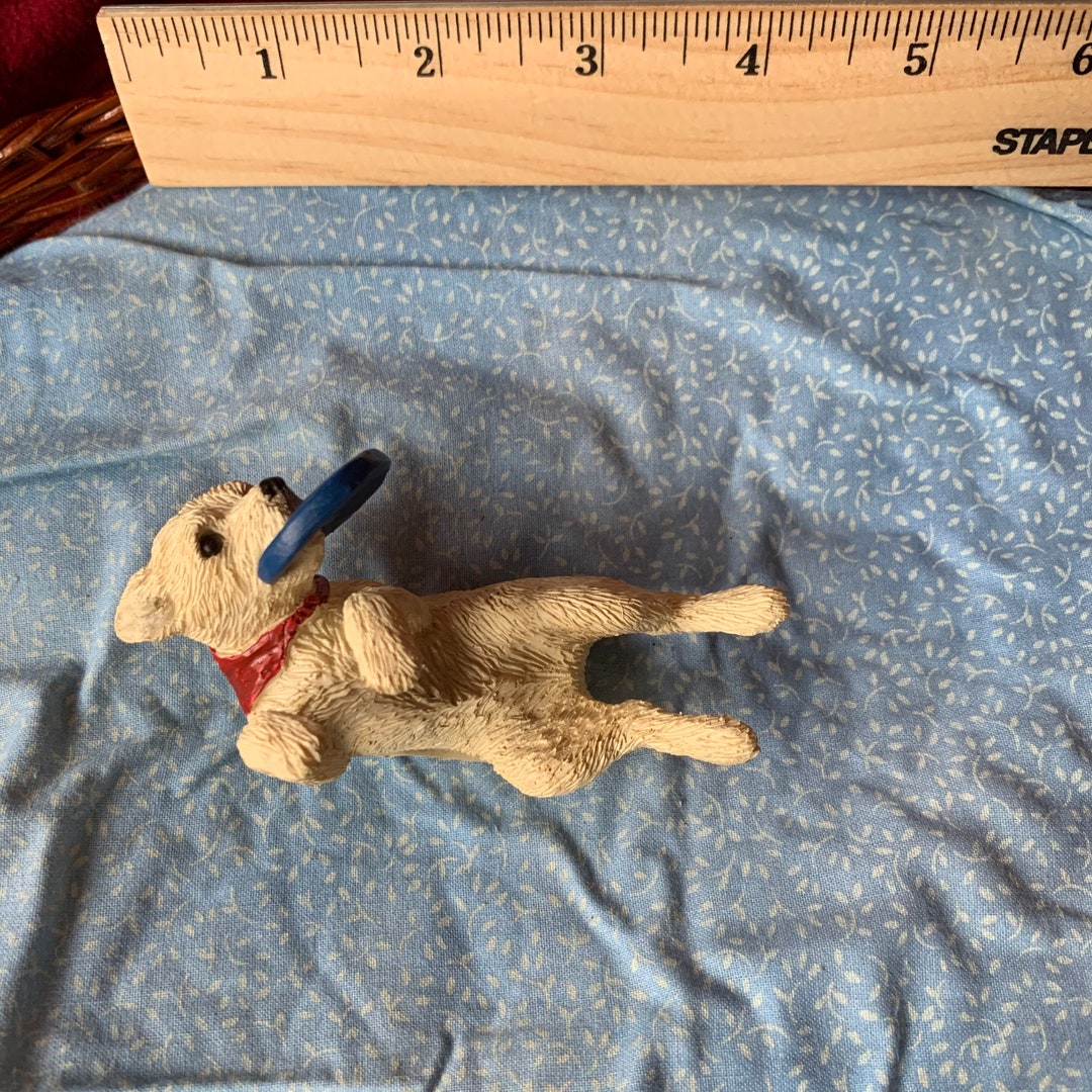 Sandicast Yellow Lab With Frisbee - Etsy