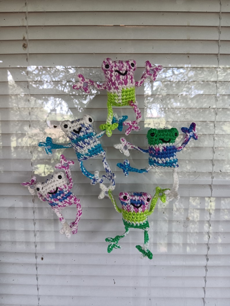 Suction Cup Leggy Frog Amigurumi Pattern / Crochet Frog - Etsy