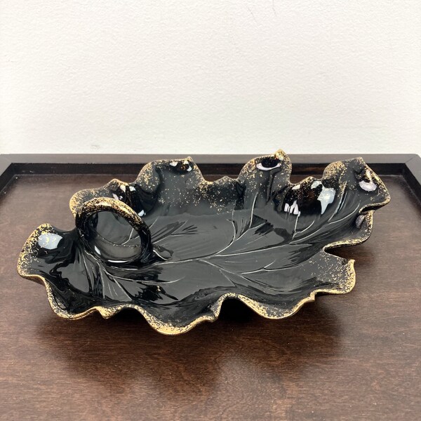 California Original Pottery Leaf Tray - Etsy