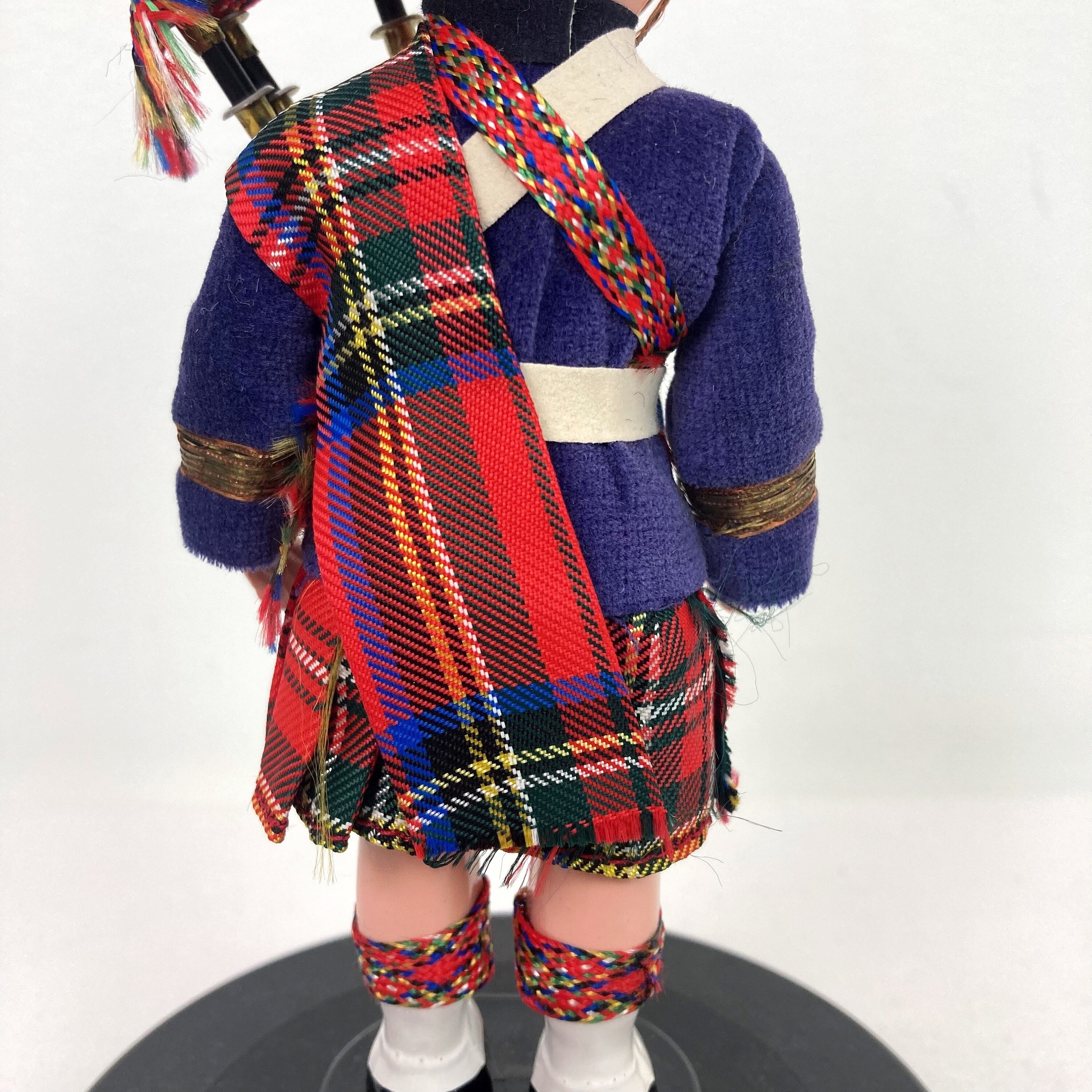 Scottish Piper Musical Doll on Thorens ***non-working*** Music Box ...
