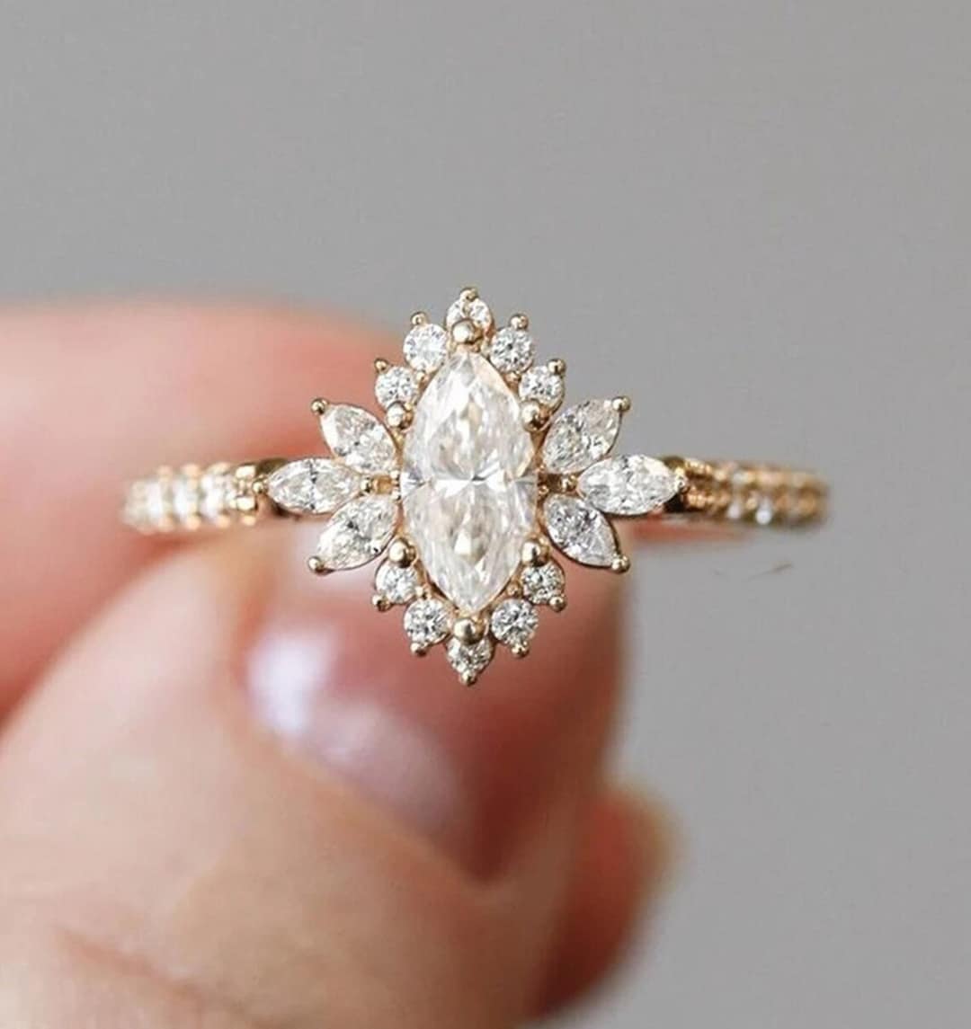 Starburst Halo Set Marquise & Round CZ Stone Engagement Ring ...