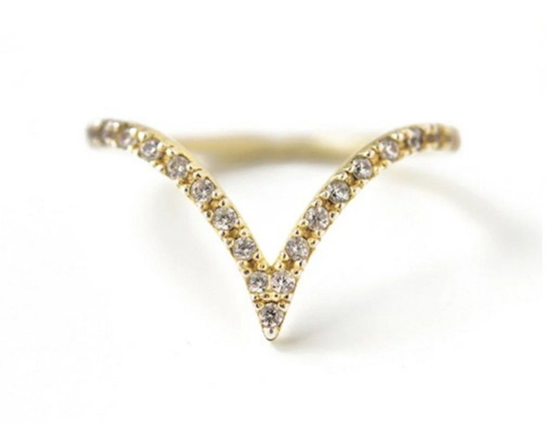 Round Cut Diamond V Shape Band / Chevron Curved Band Ring / Daily Wear ...