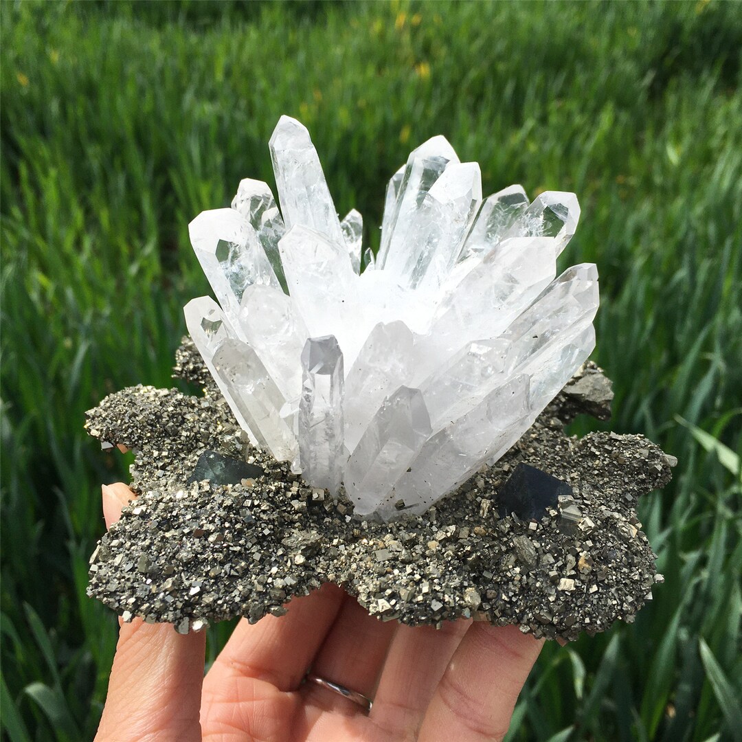 430g Natural Clear Quartz Cluster,pyrite Crystal Vug,crystal Healing ...