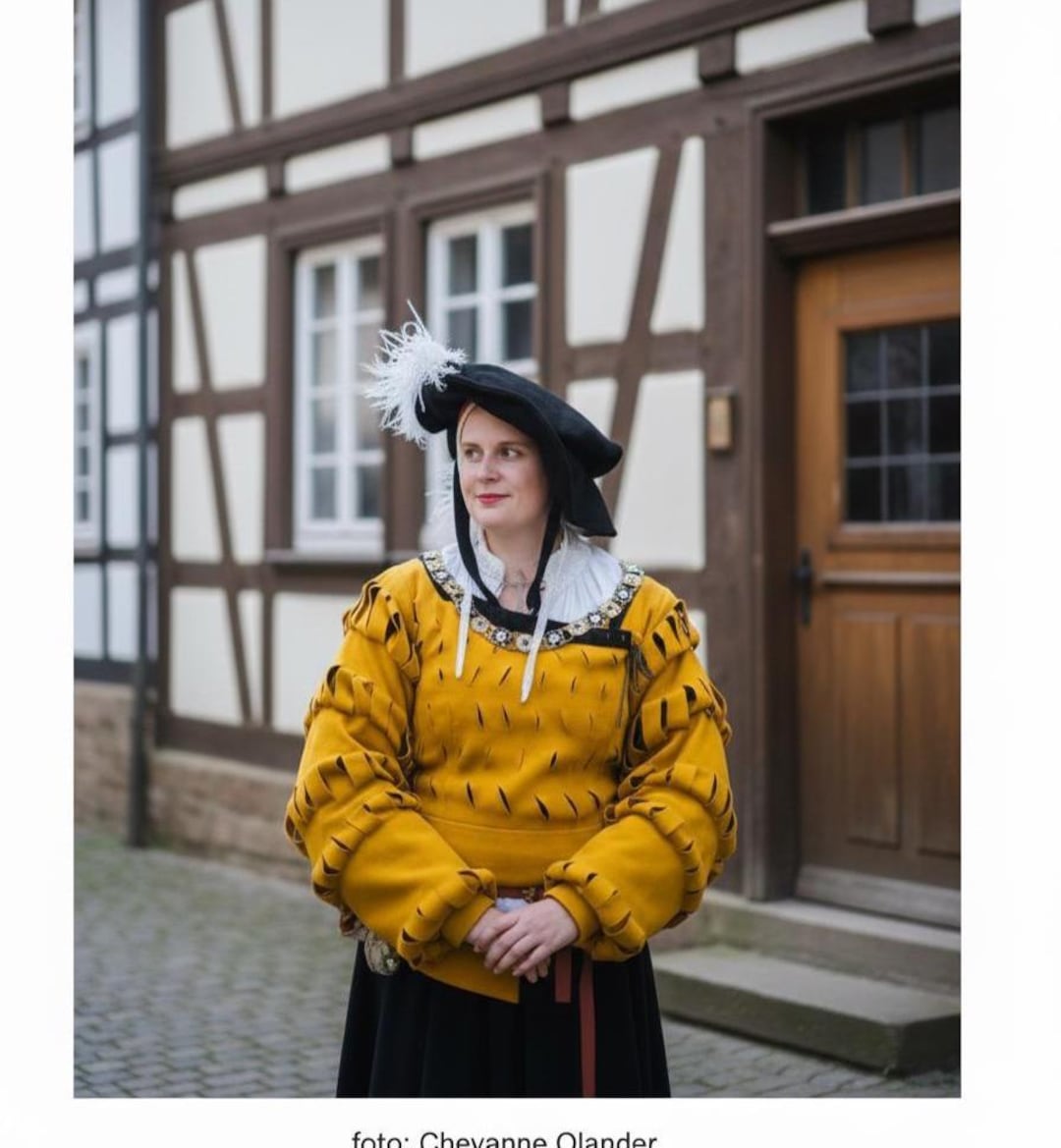 Female Landsknecht-wams, Renfair Woolen Costume, Feen-renaissance ...