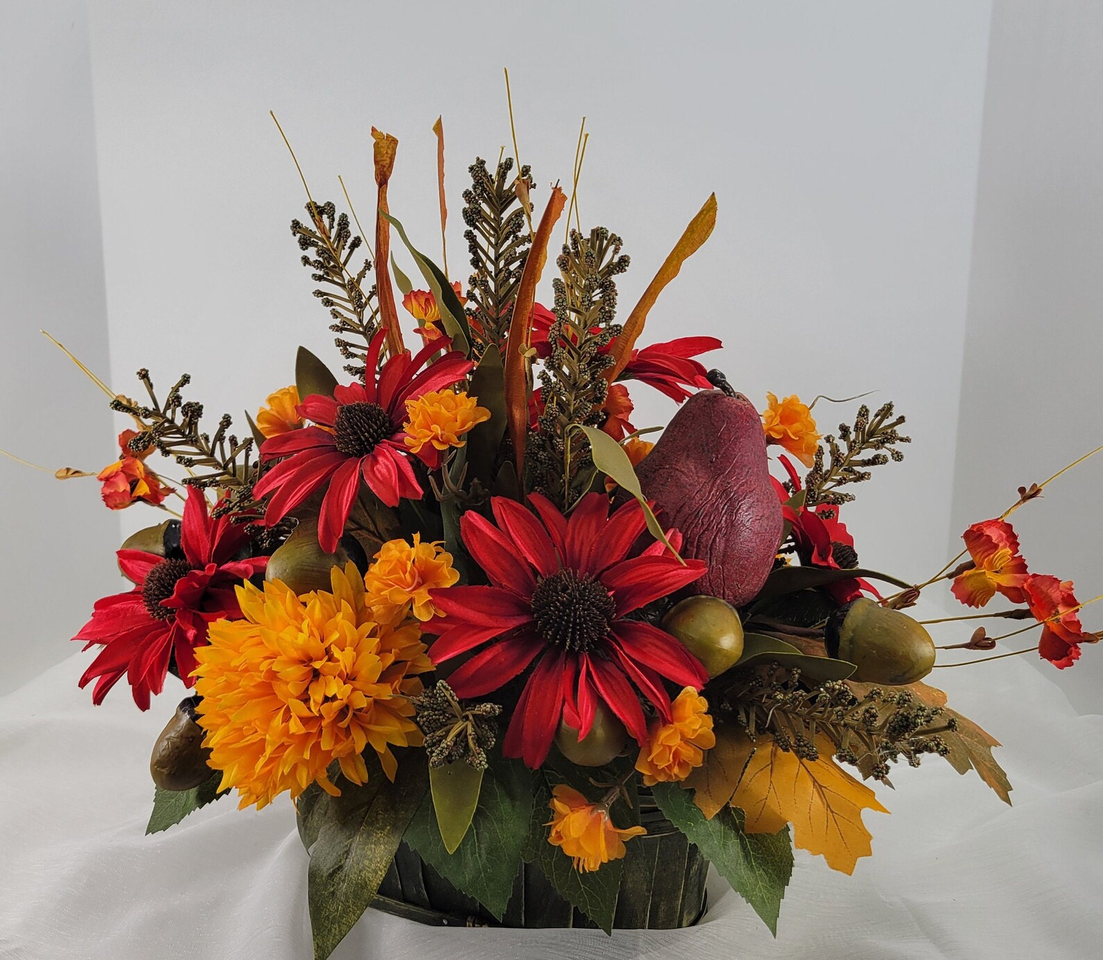 Rustic Autumn Floral Centerpiece With Echinacea, Mums, and Fall Foliage ...