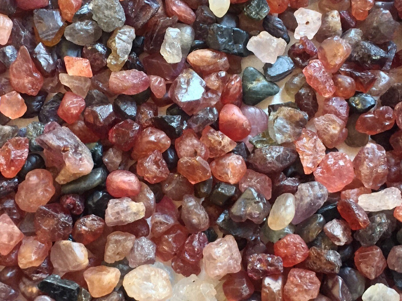 Espinela natural áspera piedra preciosa suelta | Etsy