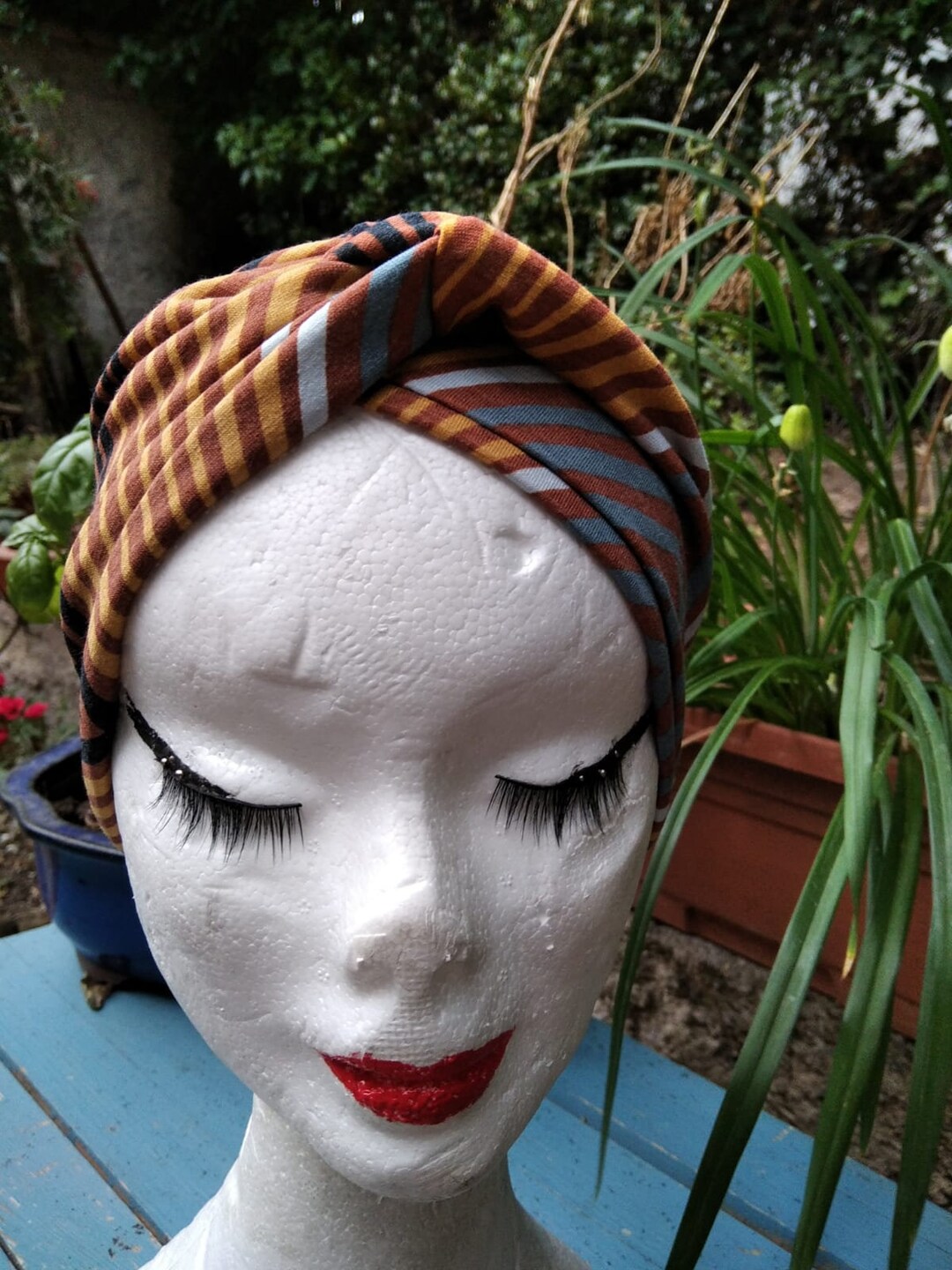 Elastic Band for Ochre/grey Hair. Semi-disturbing. Yoga. Elasticized ...