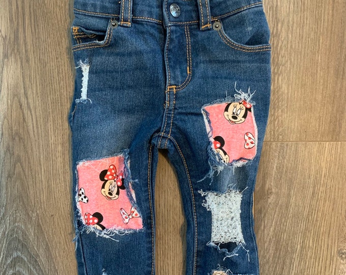 Distressed Minnie Mouse Jeans // Disney Patches // Distressed Jeans ...