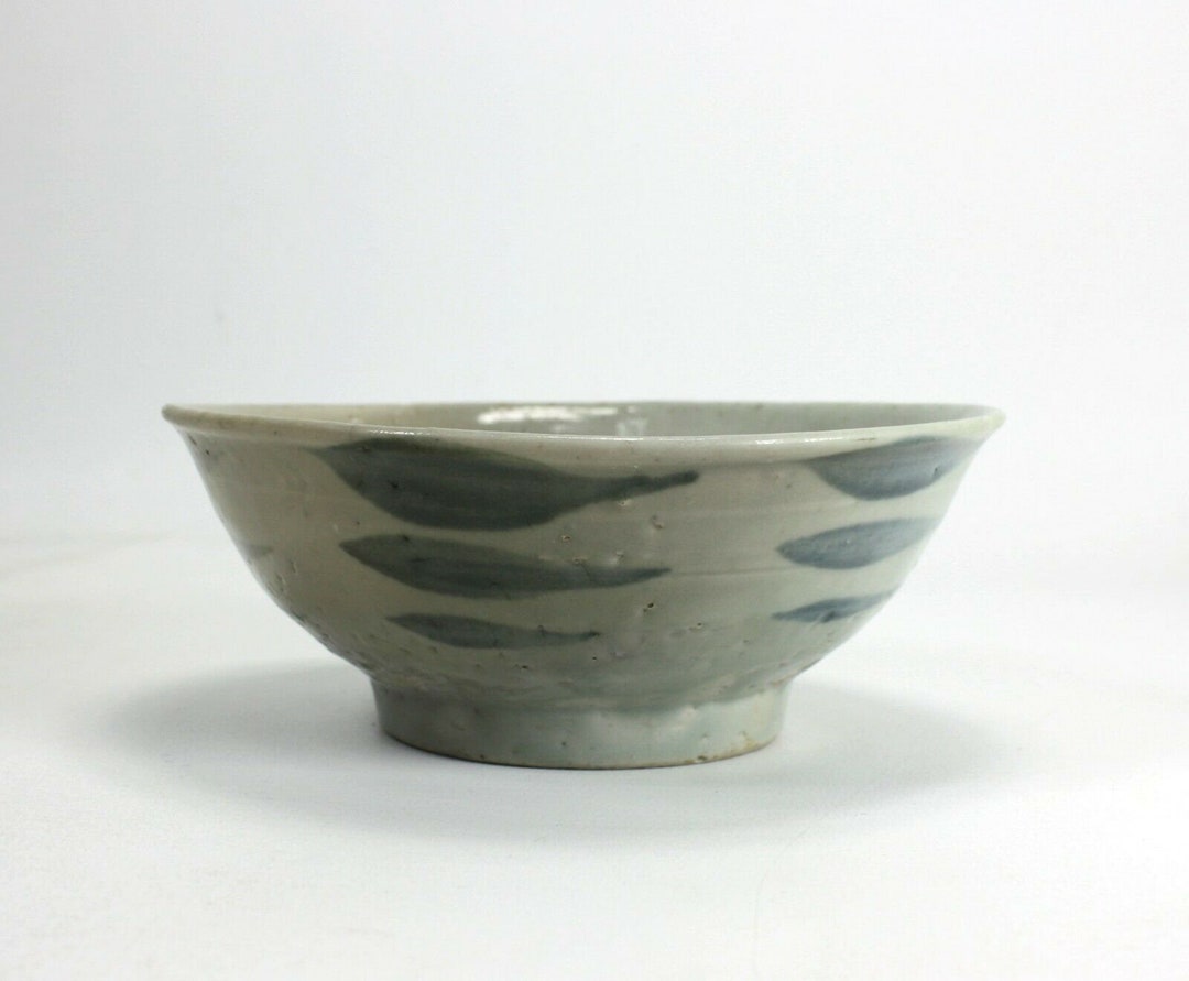 Antique Chinese Ming Dynasty Porcelain Bowl, 14.5cm Diameter C.16th ...