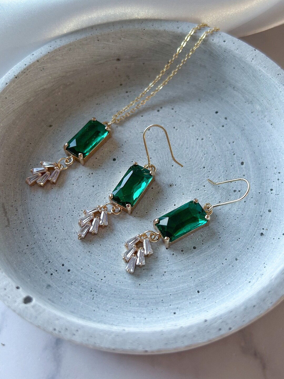 LAVINIA Set - Emerald Crystal Jewelry Set / Vintage Green Necklace ...