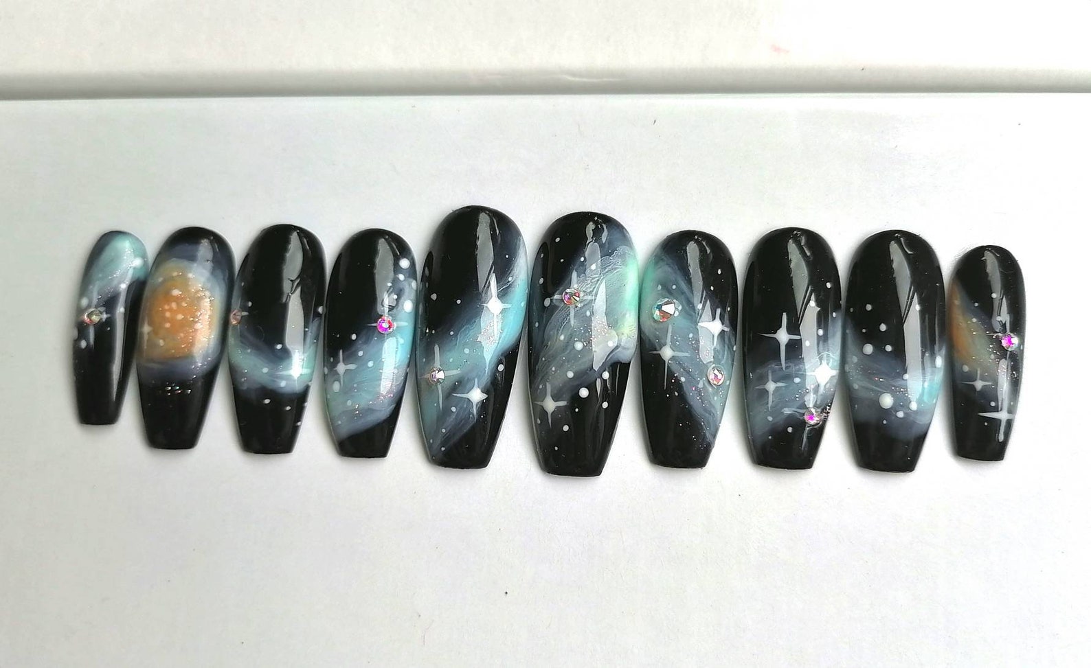 Galaxy Stars False Nails Nebula Press on Nails Space Aurora Swarovski ...