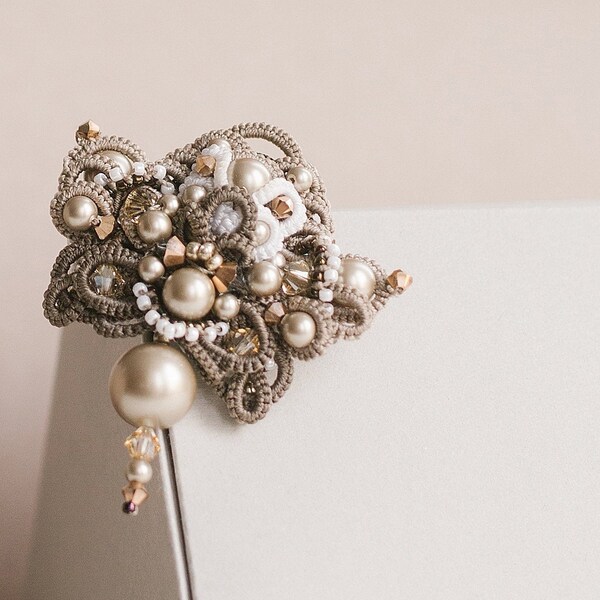 Chanel brosche - Etsy.de