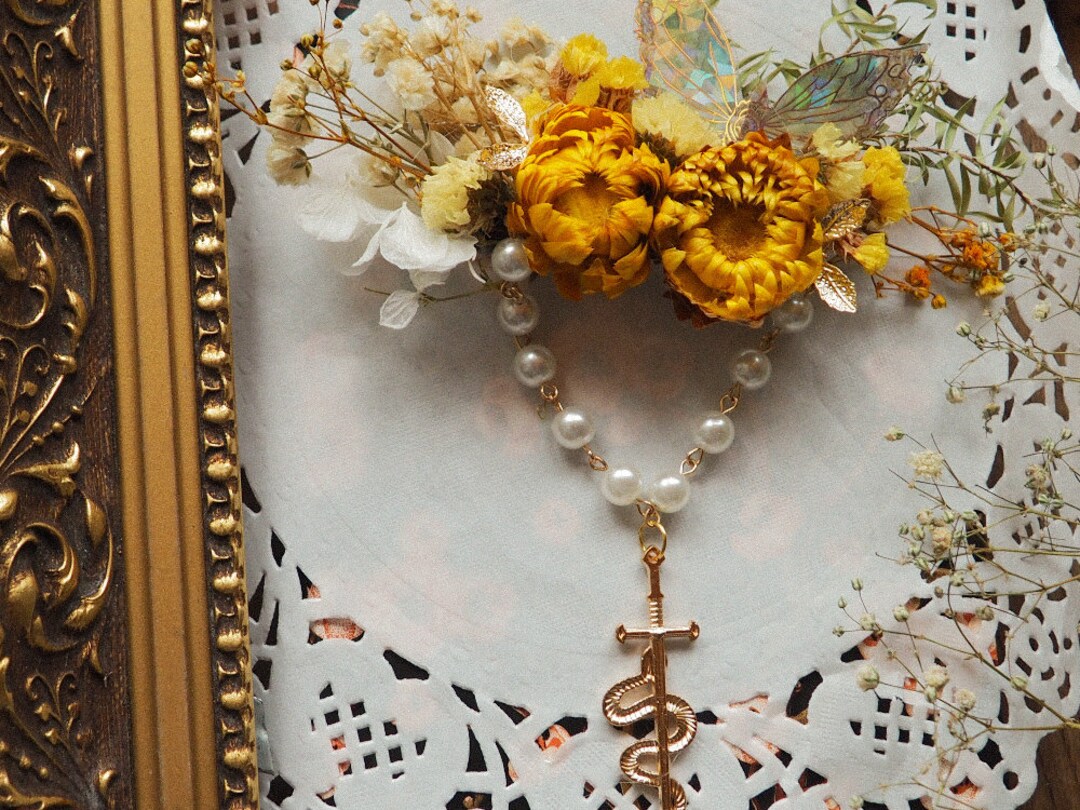 Cottagecore Knightcore Handamde Real Flowers Hair Pin With Flowers and ...