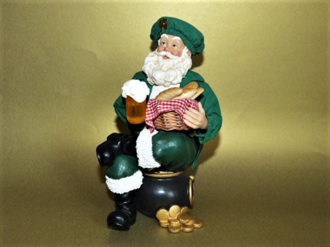 CLOTHTIQUE by POSSIBLE DREAMS Irish Celtic Santa With Bread & - Etsy