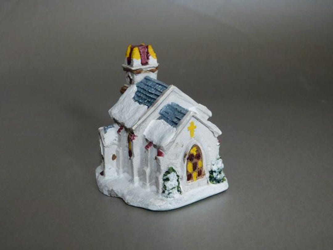 DICKENS CHRISTMAS COLLECTION Town Church Hand Painted Cold Cast Village ...