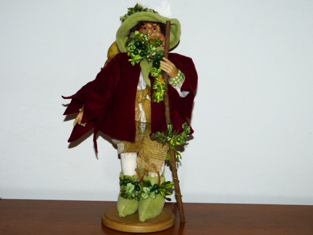 Man Elf Irish Celtic Figurine Plastic Felt Clothing Shamrocks Walking ...