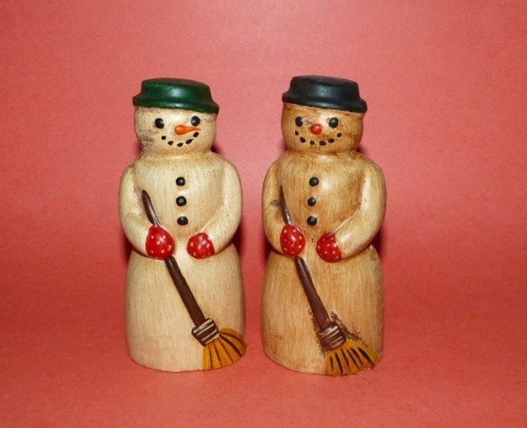 RICH CONNOLLY Folk Art Snowmen Chalk Ware 5.5” Signed 49 Dollars per ...