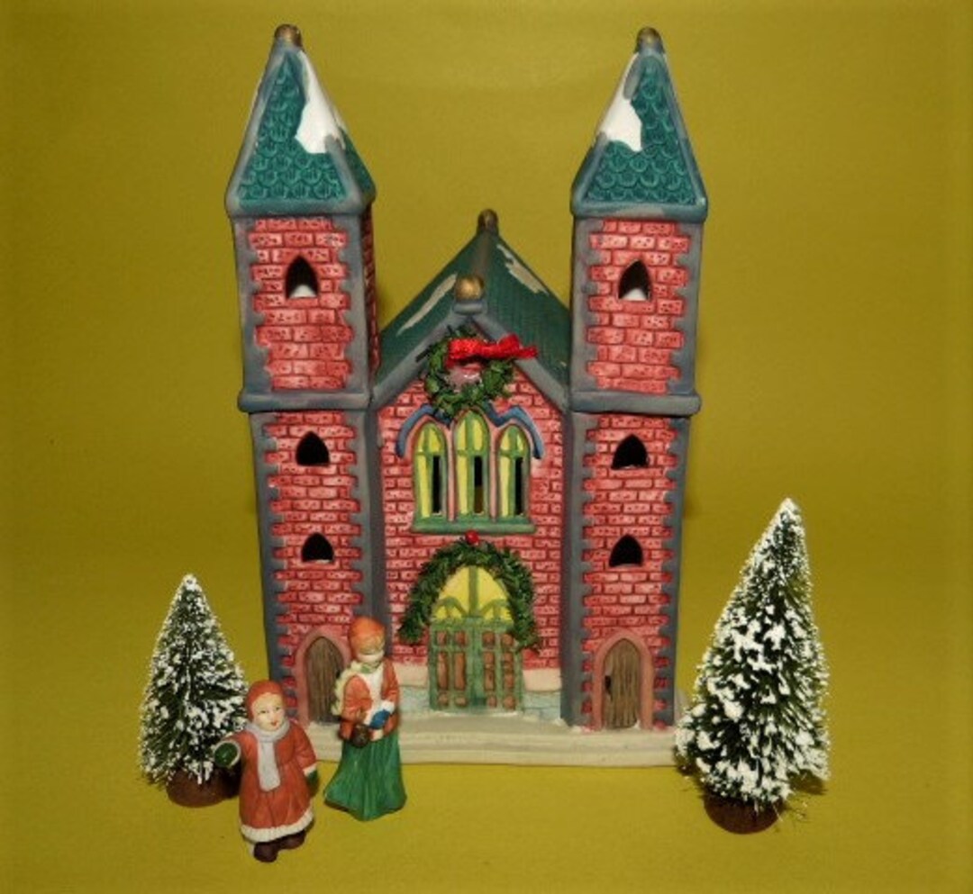 Holiday Expressions Porcelain Christmas Village Display STEEPLED CHURCH ...