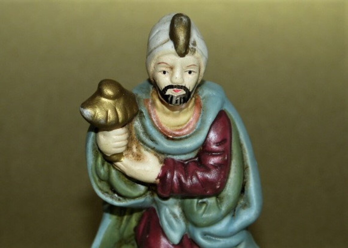 Standing Wise Man Holding Urn Nativity Figurine Bisque Christmas ...