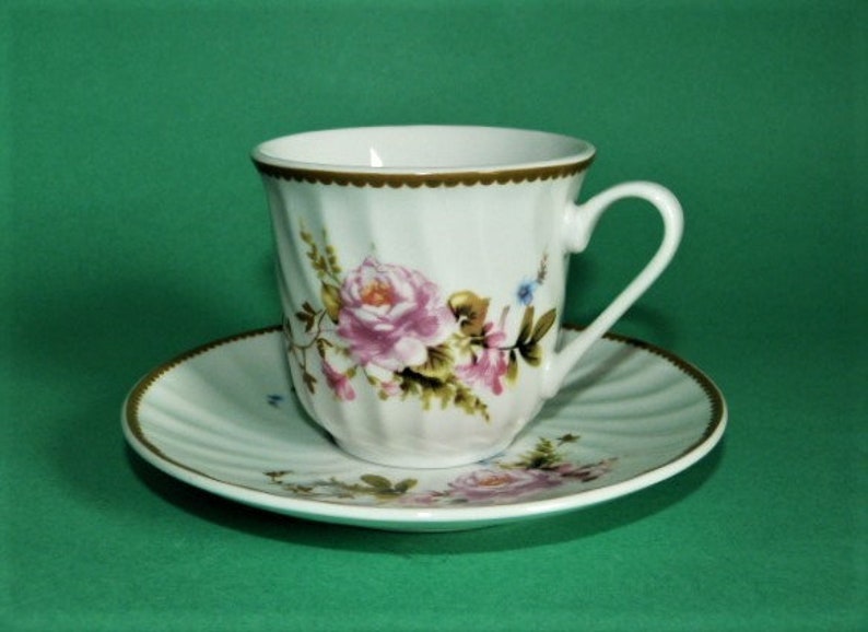 CIERA Teacup & Saucer Set Fine China Luscious Pink Roses Ribbed ...
