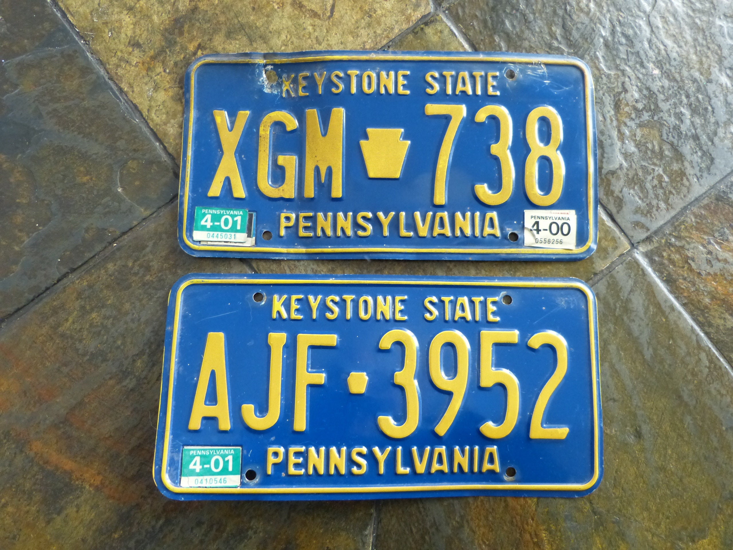 Memorabilia circa 1940 Pennsylvania Keystone State Plate Art ...