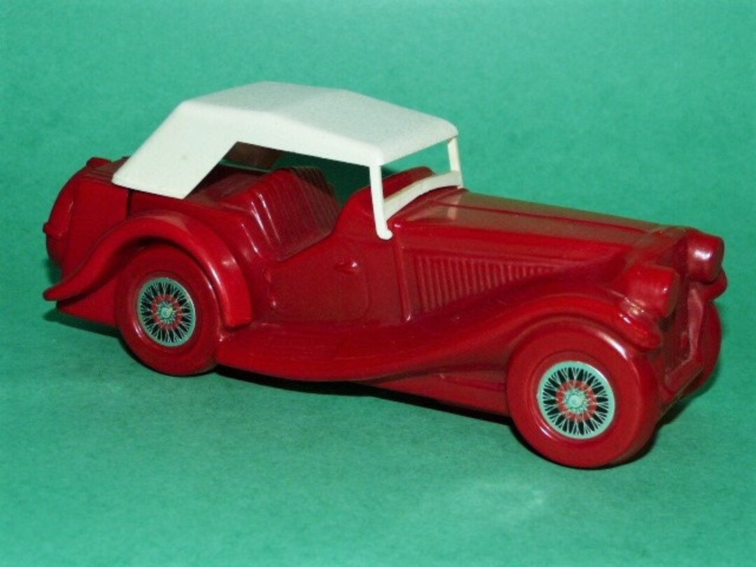 AVON Red 1936 MG Car AVON Blend 7 Cologne Aftershave Red Glass White ...
