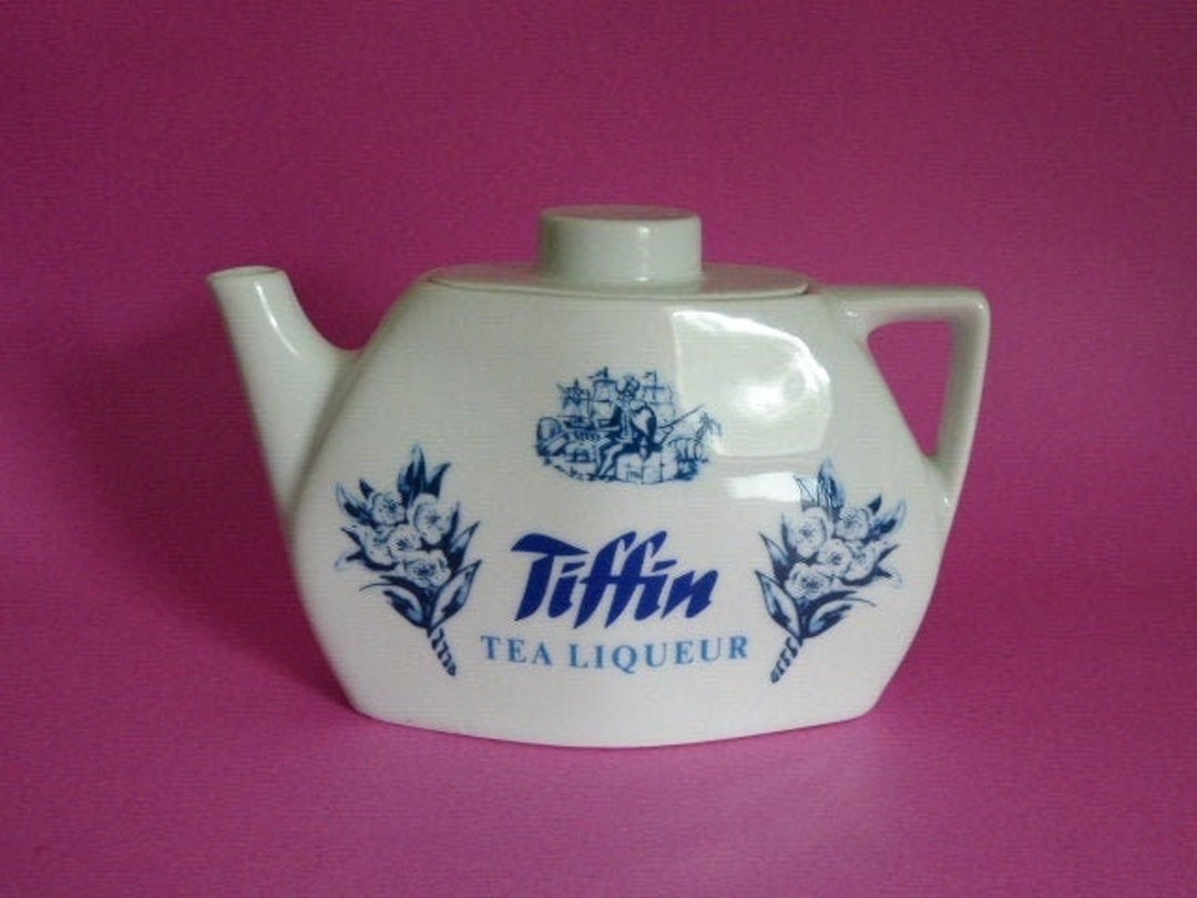 TIFFIN Tea Liqueur Teapot Ceramic White & Blue 750 Ml - Etsy