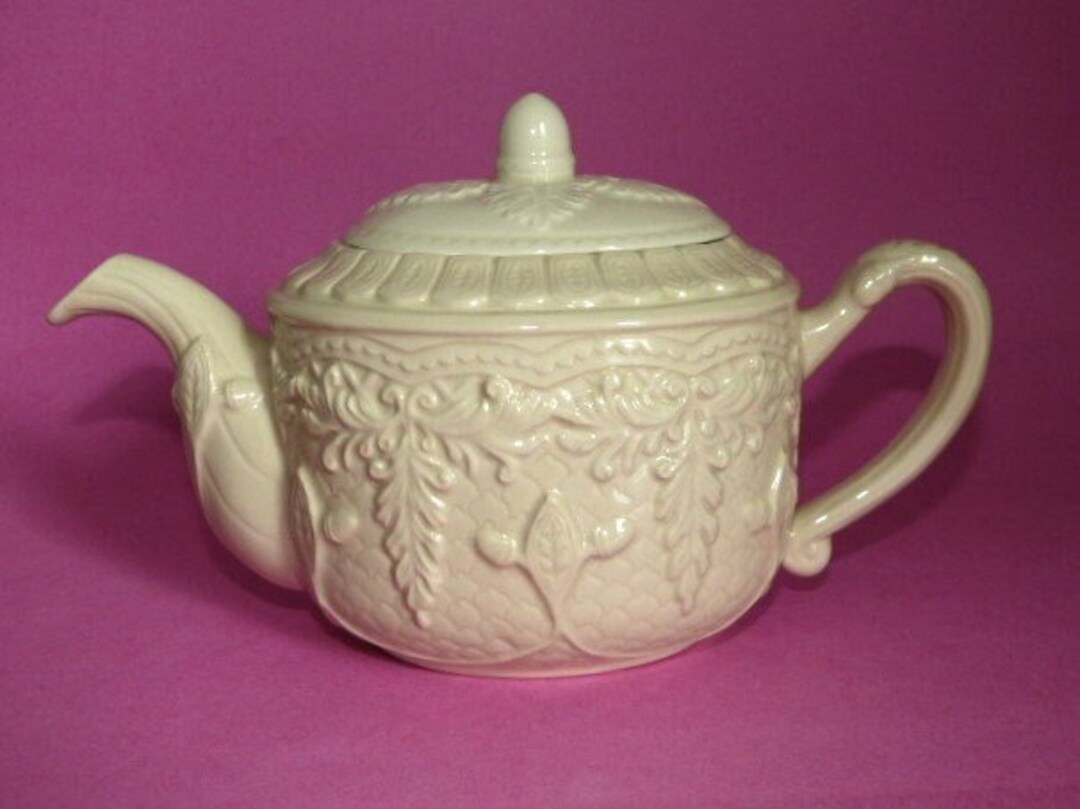 DECMA Teapot Creamware II Abrigada Portugal Cream Embossed Textured ...