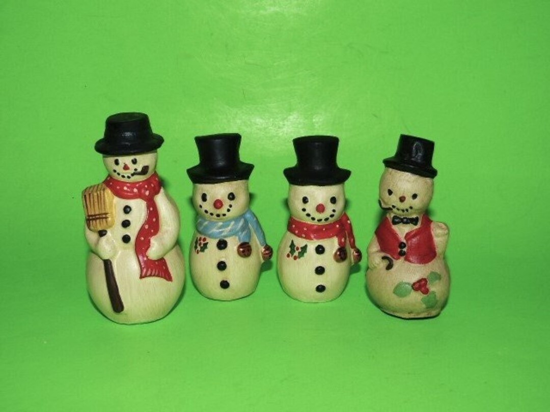 RICH CONNOLLY Folk Art Snowmen Chalk Ware Figurine Signed 3.25” – 4” 49 ...
