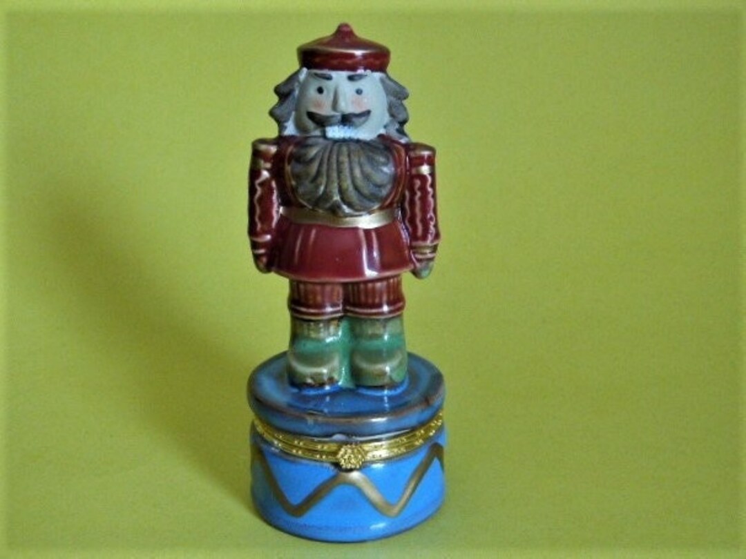 Soldier Nutcracker Trinket Box Glazed Ceramic Gold Hinge Christmas ...
