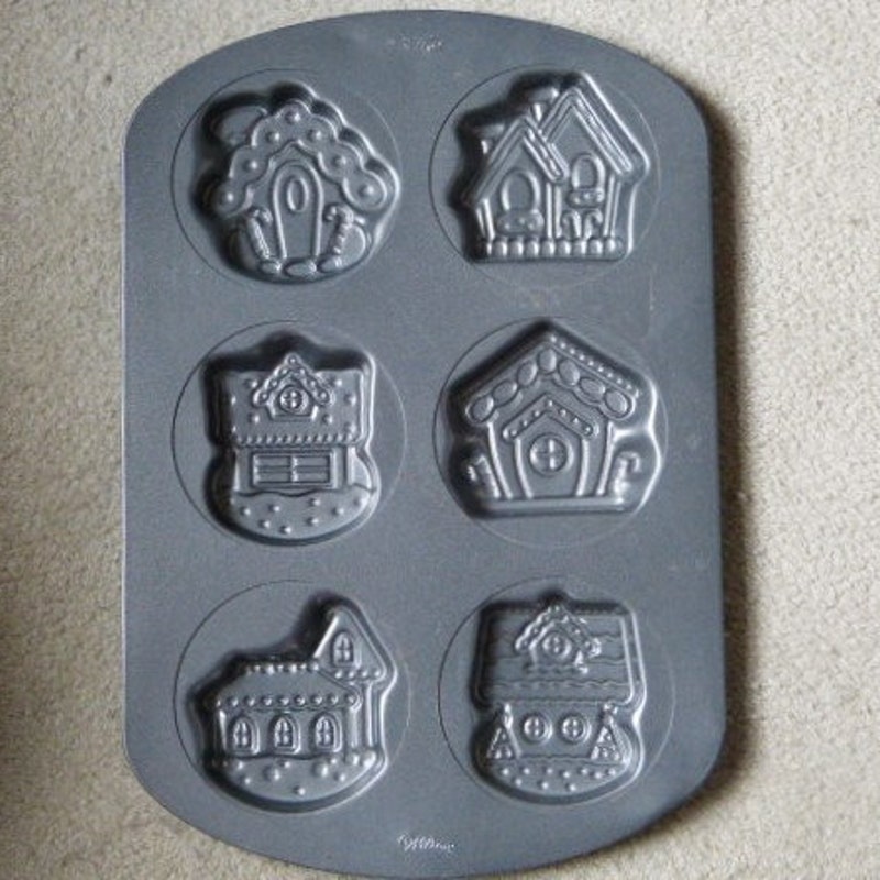 Wilton Gingerbread Pan - Etsy