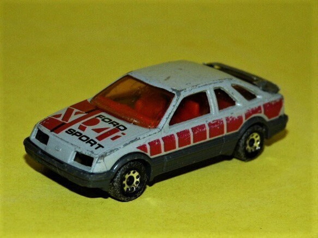 MATCHBOX Ford Sierra Sport XR4 Red Gray 1993 Made in Macau 1:58 - Etsy