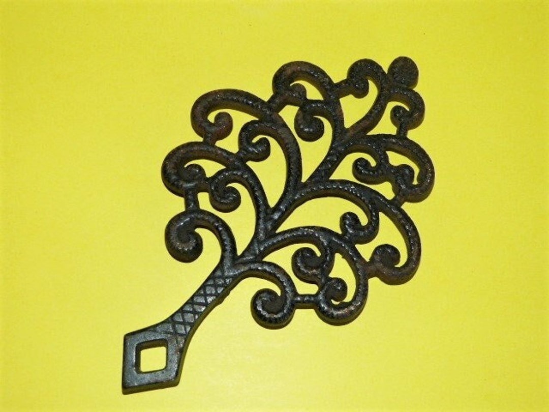 Trivet Hot Plate Cast Iron Tree of Life Handle Four Feet #4 Rustic ...