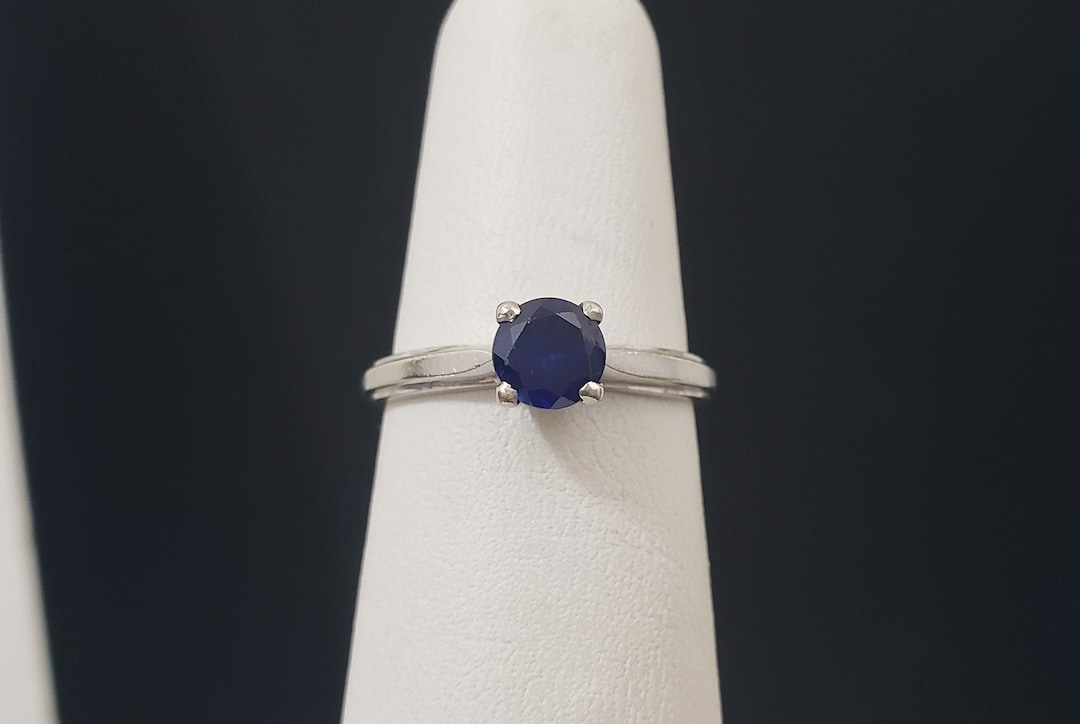 Estate 18K White Gold .5 Carat Sapphire Solitaire Ring D3 - Etsy