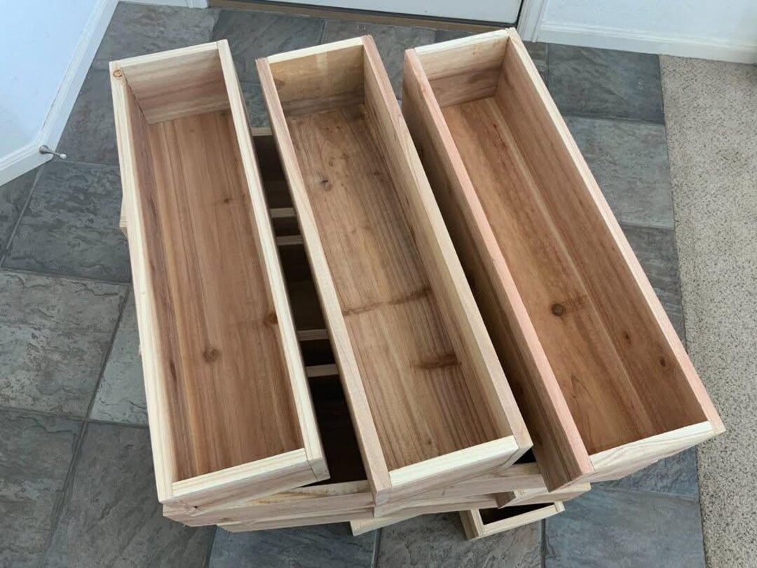 24-inch Cedar Planter Boxes, Western Red, Rot-resistant, Outdoor ...