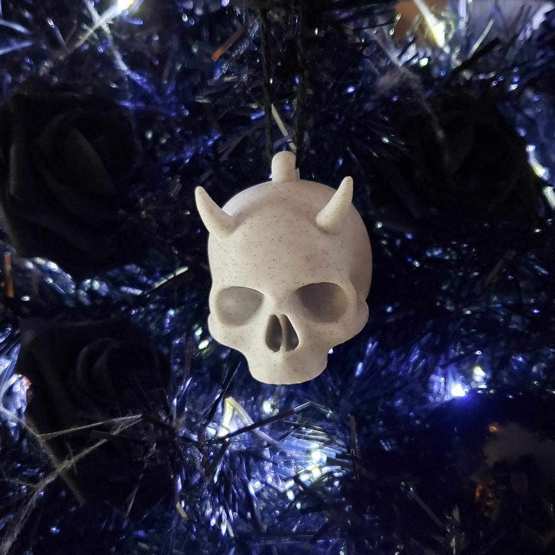 Horned Skull Tree Ornament • Gothic Holiday Home Decor • 3D Printed - Etsy