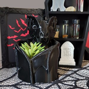 Small Bat Succulent Planter • Gothic Home Garden Decor • 3D Printed - Etsy