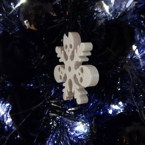 Snowflake Skull Tree Ornaments • Gothic Holiday Home Decor • 3D Printed ...