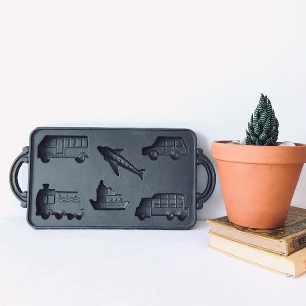 Cast Iron Baking Mold - Etsy