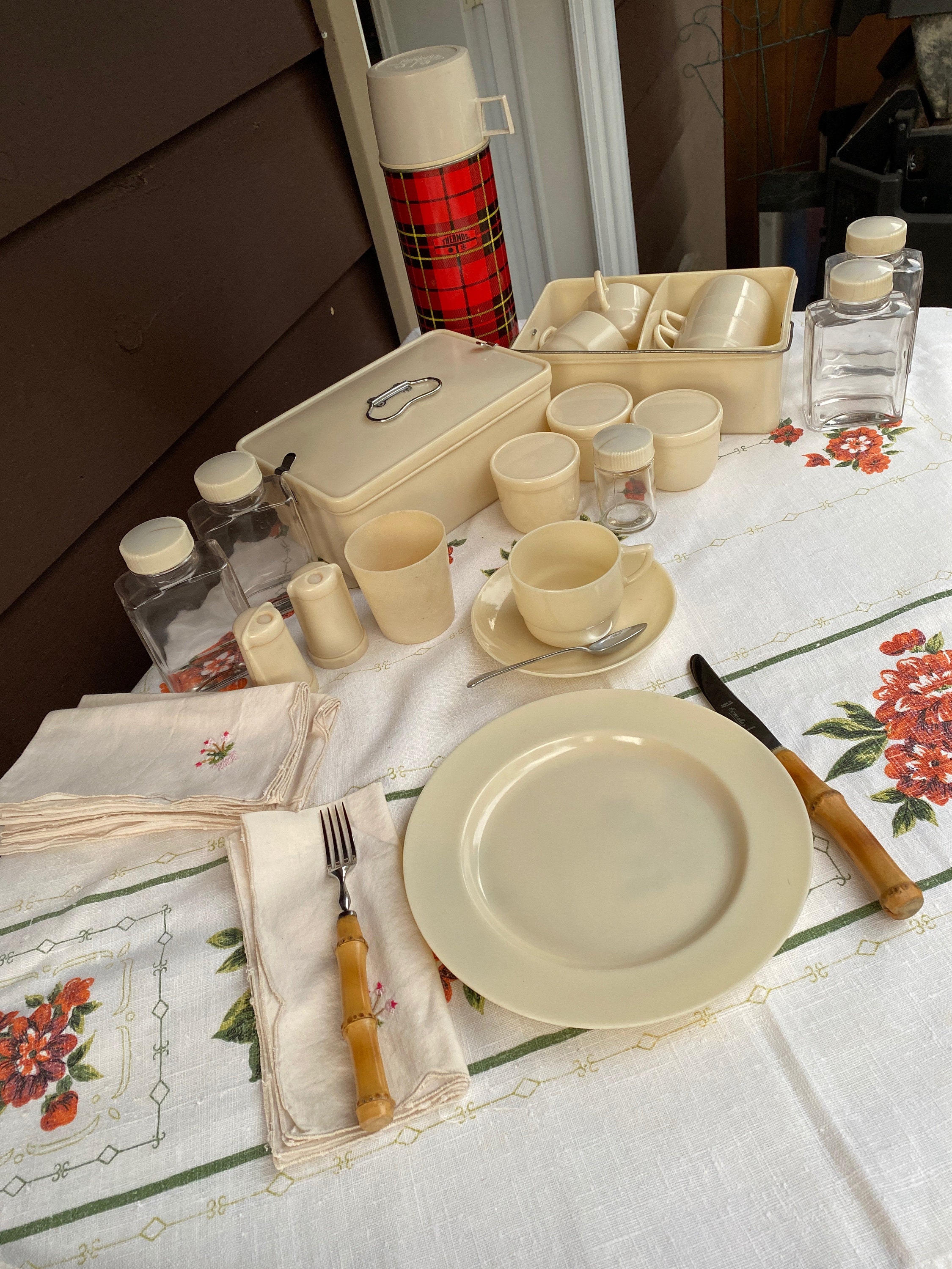 Coracle Antique Wicker Picnic Basket for 6 People - Etsy
