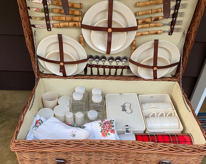 Coracle Antique Wicker Picnic Basket for 6 People - Etsy