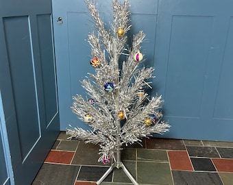 Aluminum Taper Tree, Small Aluminum Christmas Tree, Vintage Aluminum ...