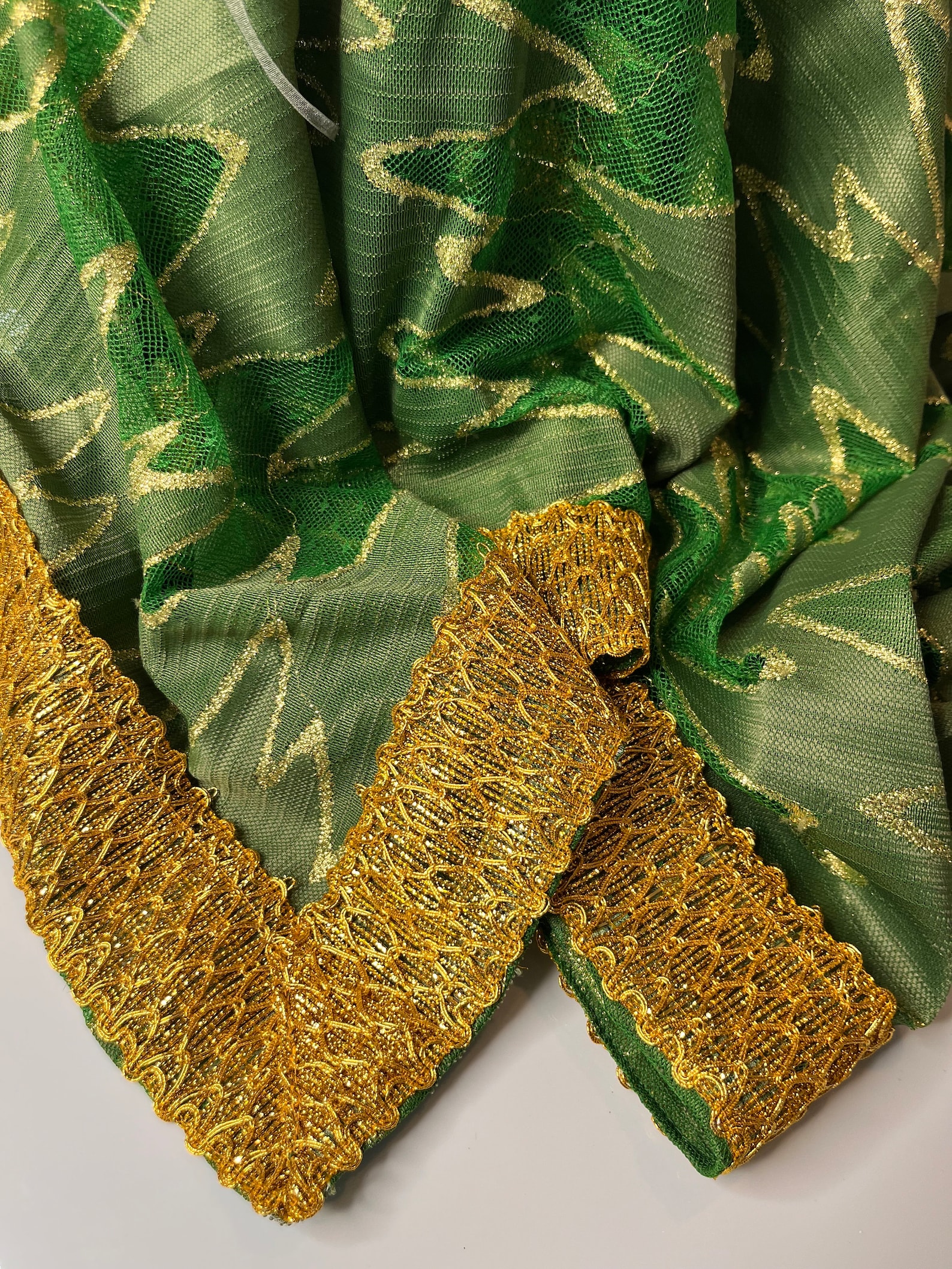 Desmal E Aina Mosaf decorative Shawl - Etsy