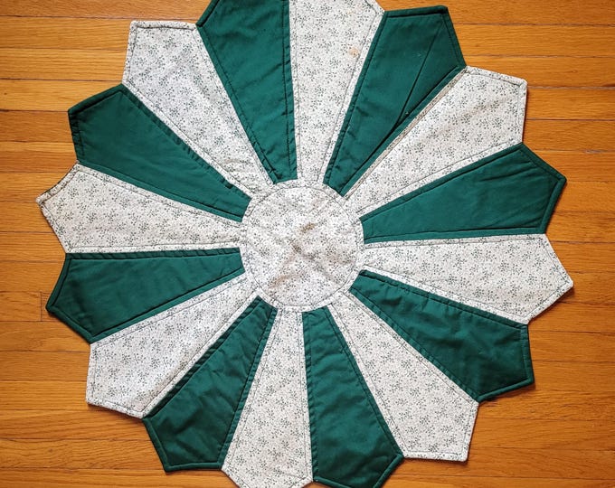 Handmade Dresden Star Table Topper - Etsy